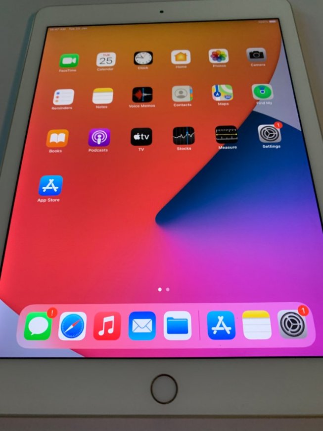 HKTVmall EcoMart - iPad Pro 9.7” 256gb WiFi +Cellular